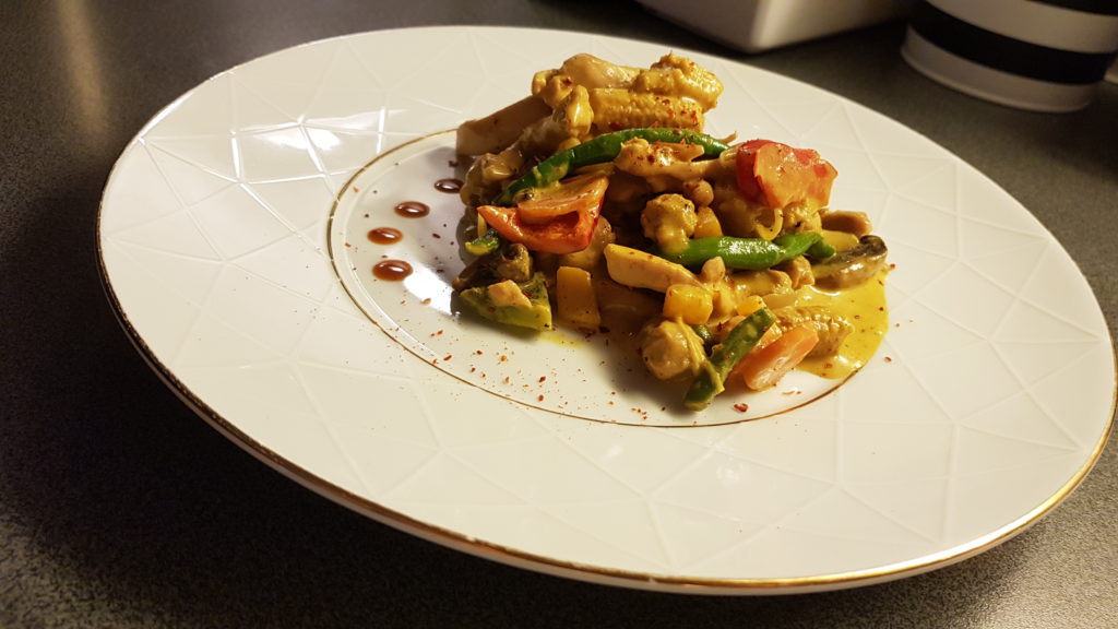 Kylling- og karrigryte - Fett & Forstand